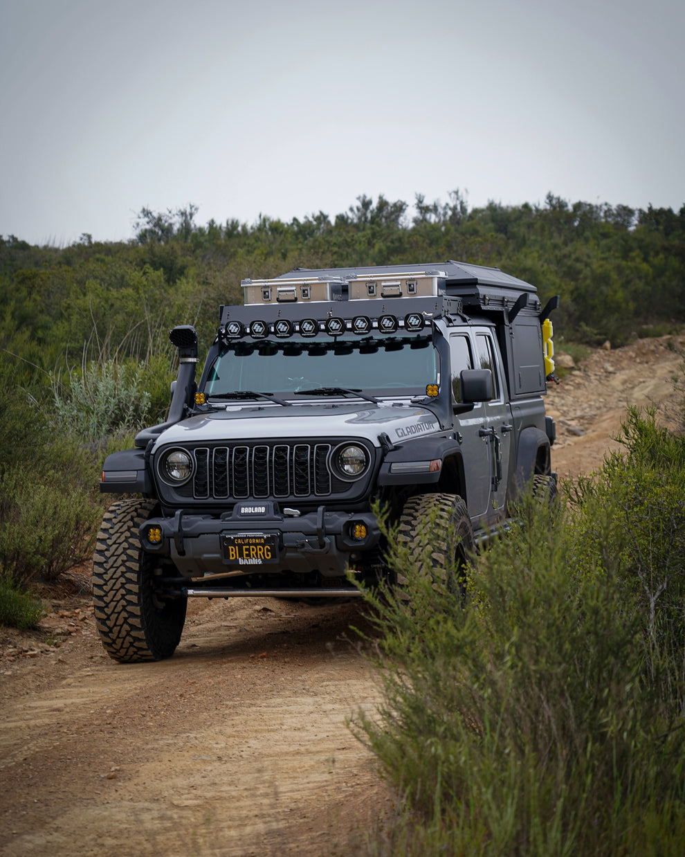Matt Black - 2024 Jeep JL JT Upgraded Grille Paintable* – Yotto Overland